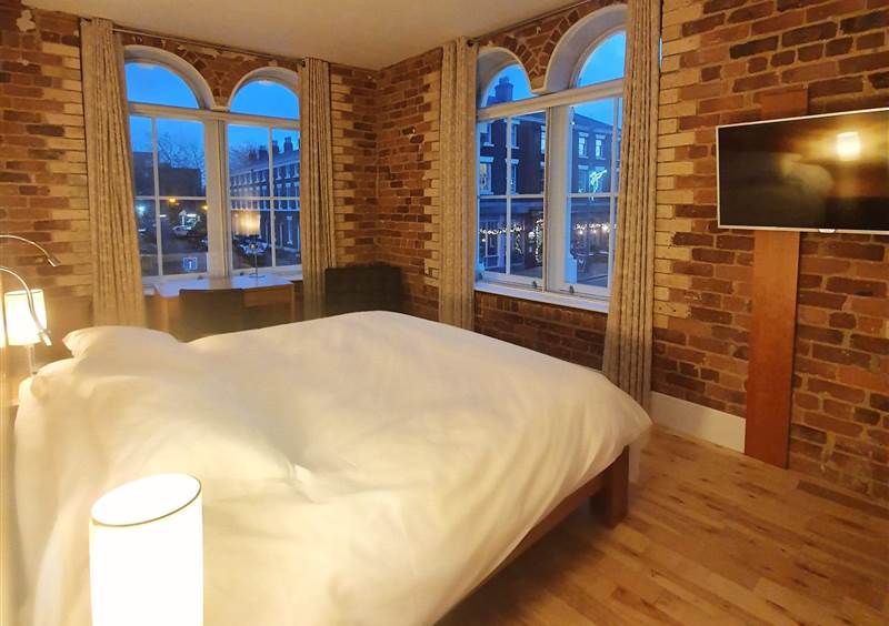 Studio Hotel Room UK | Liverpool Hotel Family Room